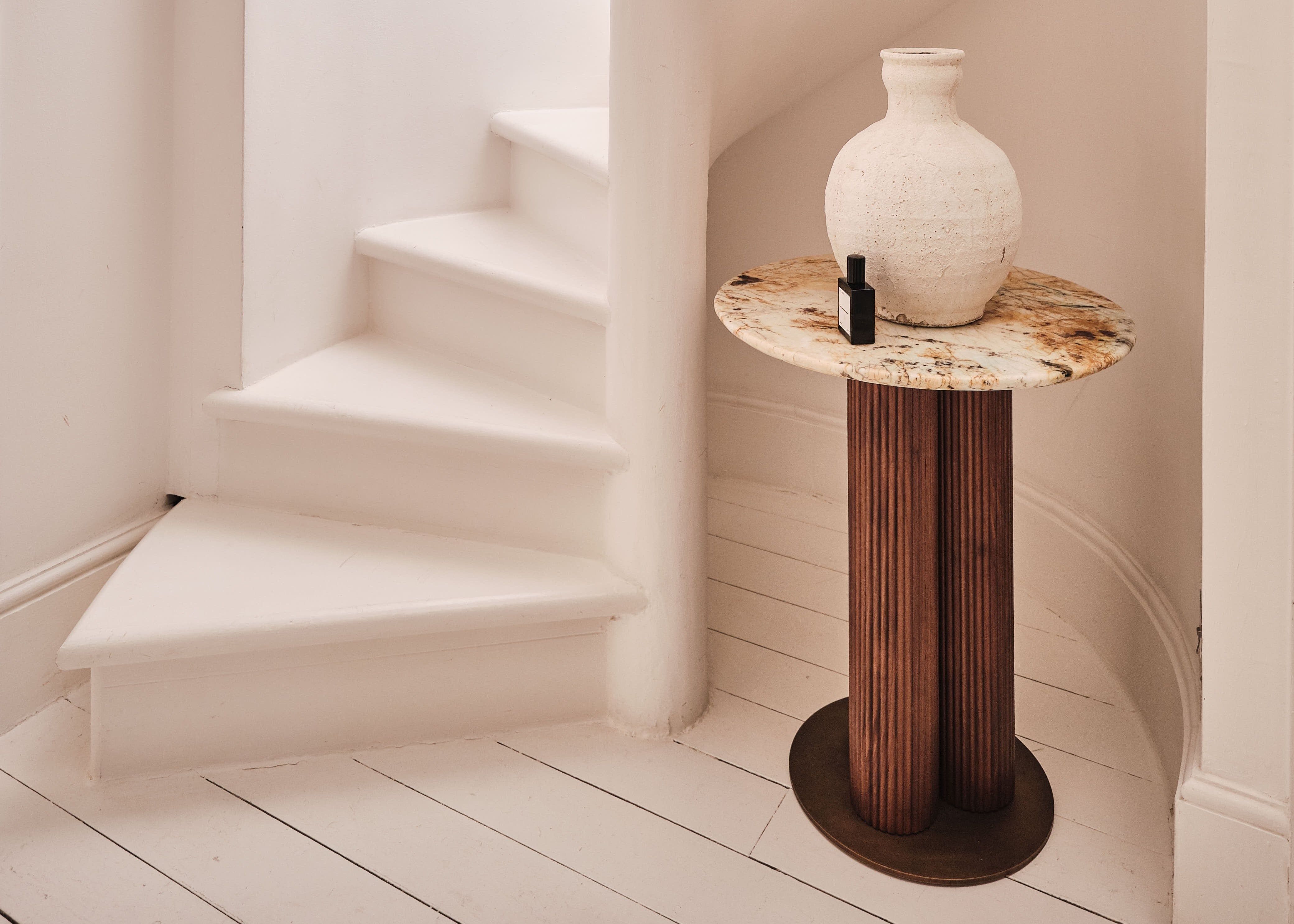 COLUMN SIDE TABLE - WALNUT– Dara Maison